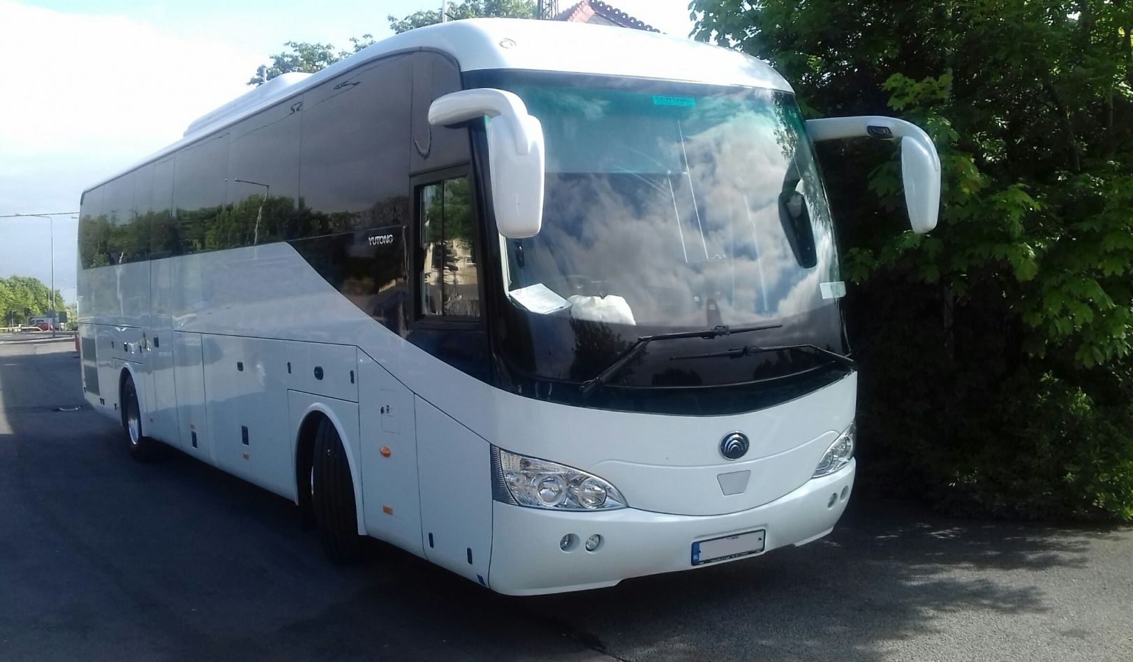 Vehicles for private tours of Ireland | Custom Ireland Tours