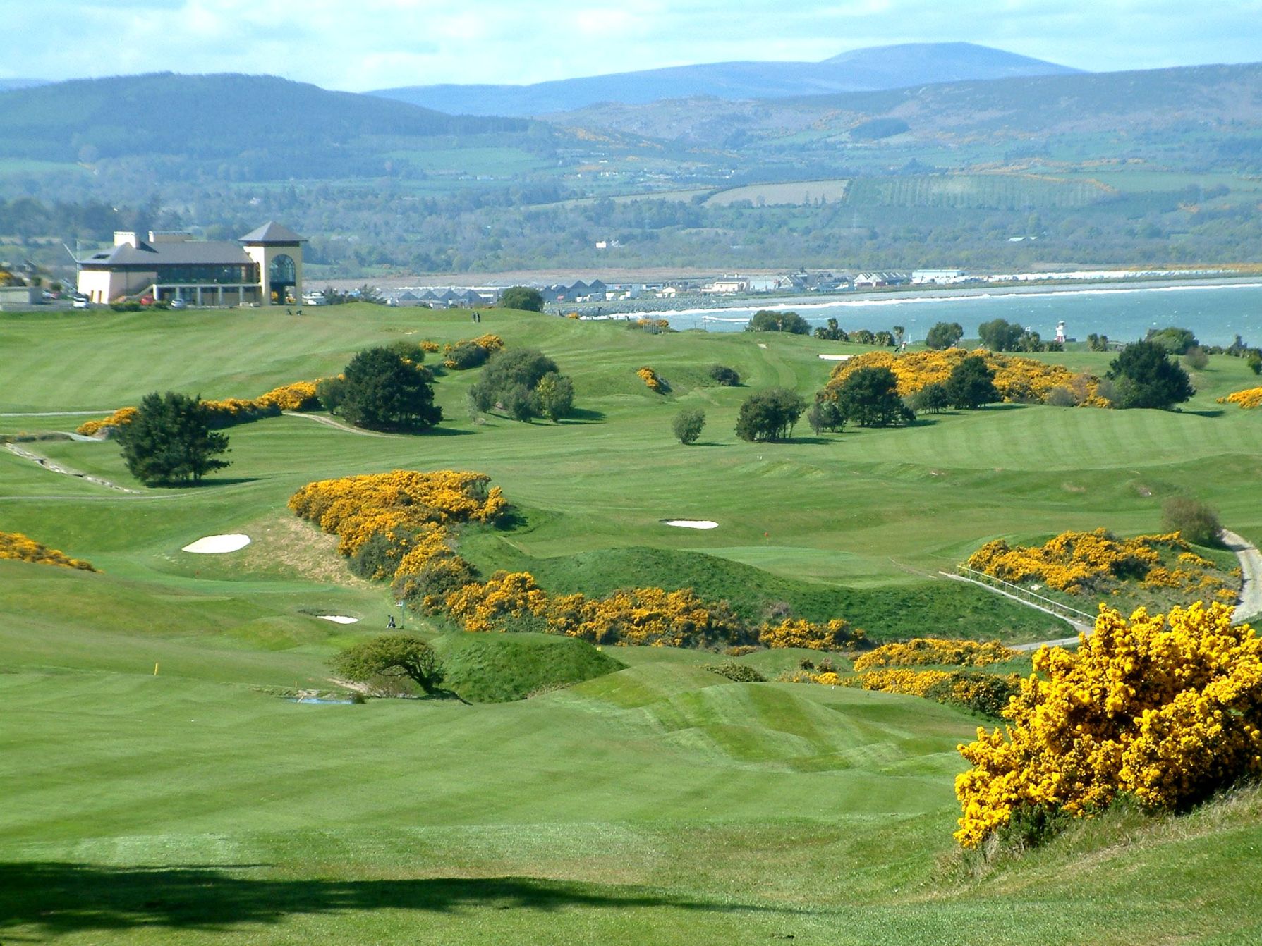 Old photo of an Irish family (1918)